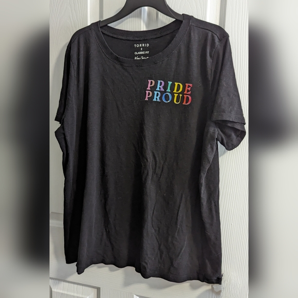 torrid | Tops | Torrid Classic Fit Pride Short Sleeve Shirt Sz 2 | Poshmark